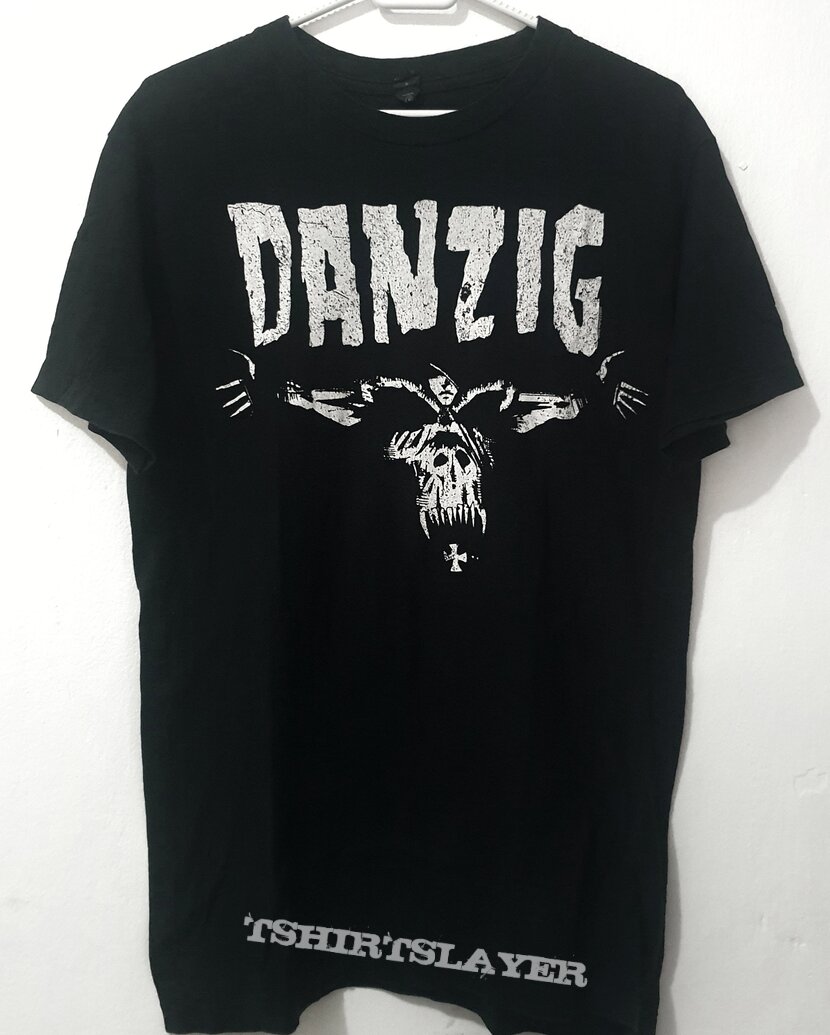 DANZIG - 2015 Logo Shirt | TShirtSlayer TShirt and BattleJacket Gallery